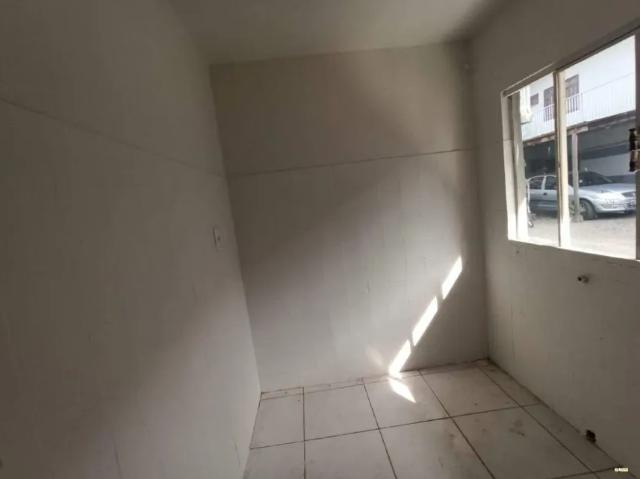 Prédio com 5 apartamentos + sala comercial a venda no bairro Vila Lalau em Jaraguá do Sul
