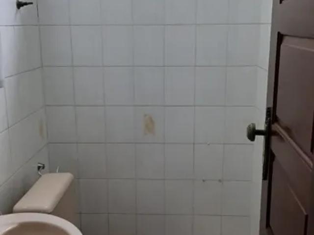 Prédio comercial na conselheiro furtado