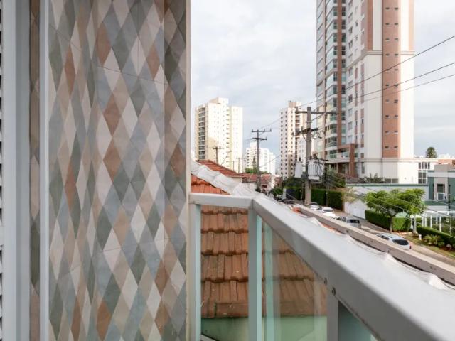 Prédio comercial na Rua Torrinha, N. 199 • 200 m²