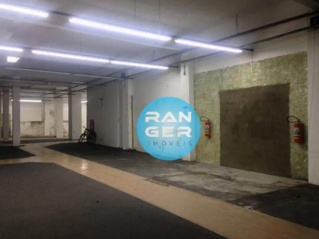 Prédio comercial no centro de Santos