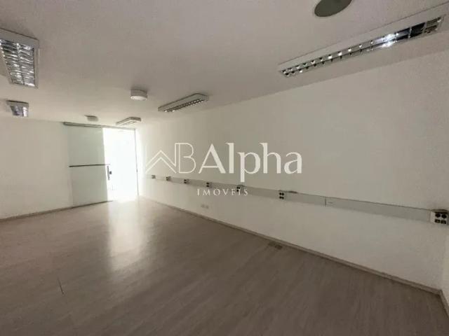 Prédio comercial a venda no Centro Comercial de Alphaville em Barueri SP