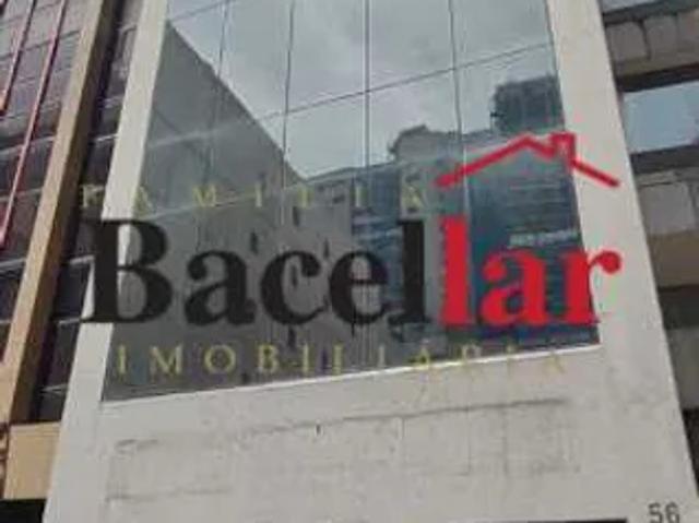 Prédio: / Comercial / Centro