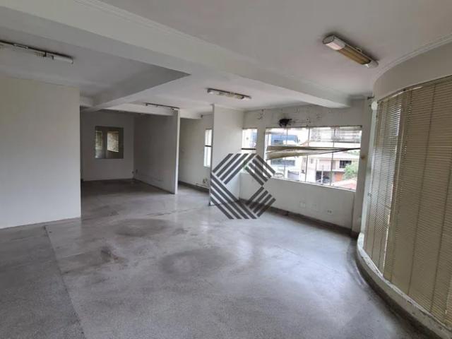 Prédio Comercial com Térreo e mais 04 andares 1.550 m² construídos Bairro Campolim Sorocaba/SP