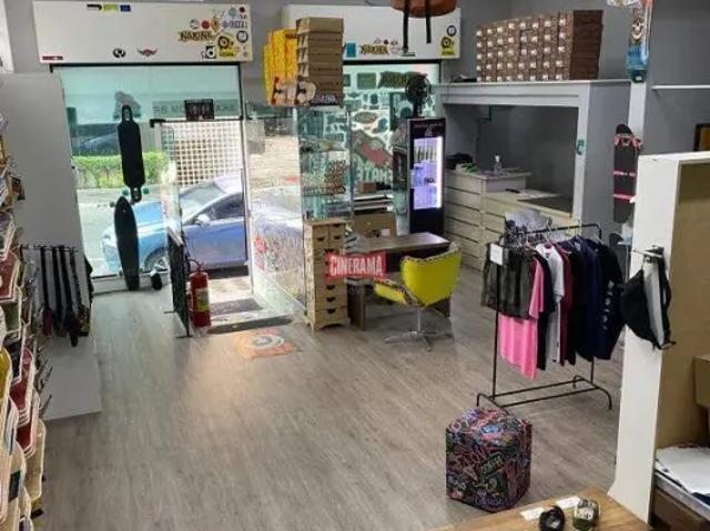 Prédio comercial com dois salões a venda no Bairro Santa Paula, em São Caetano do Sul, SP