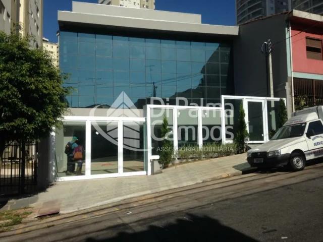Prédio comercial de 850m², com 4 andares e 10 vagas, para alugar na Vila Mariana