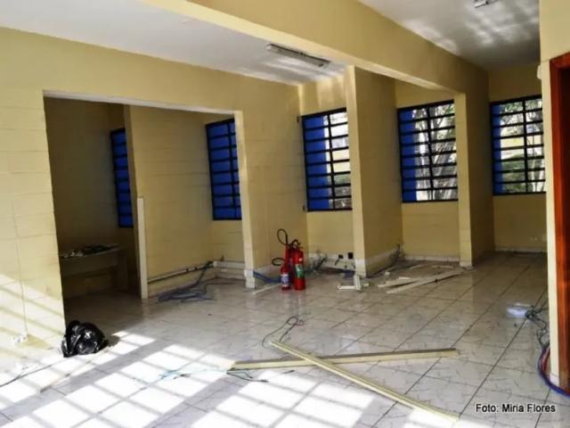 Prédio comercial em são paulo sp, cidade dos bandeirantes