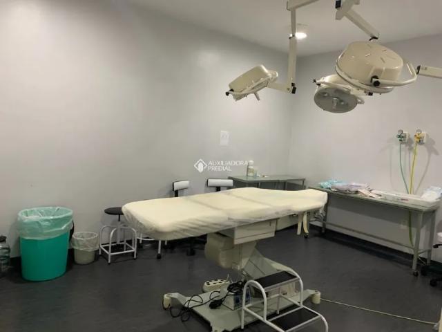 Prédio comercial hospital todo equipado