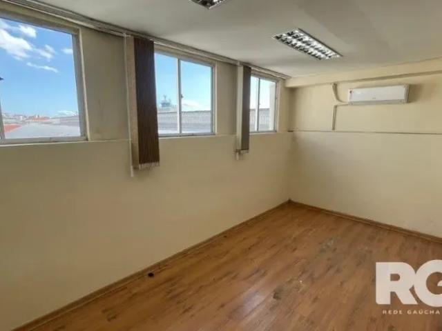Prédio Comercial Imponente com 1.200m² na Zona Norte de Porto Alegre