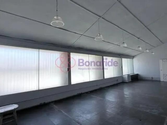 Prédio Comercial para Aluguel em Jundiaí Anhangabaú – Frente, 7 Salas, 3 Banheiros