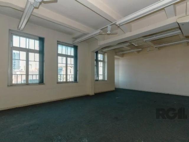 Edifício Comercial para Locação no Centro Histórico com 1790 m² de Área Útil