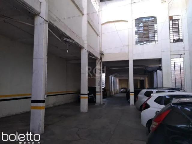 Prédio comercial para locação, estacionamento, Bairro São Geraldo, Porto Alegre