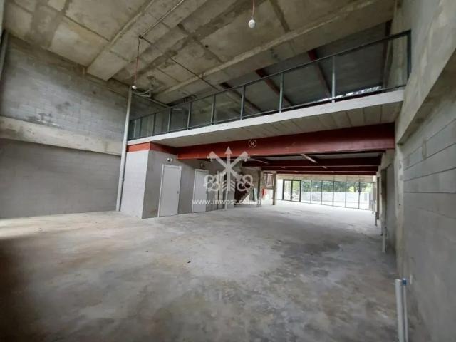 Prédio comercial para venda com RENDA Pinheiros