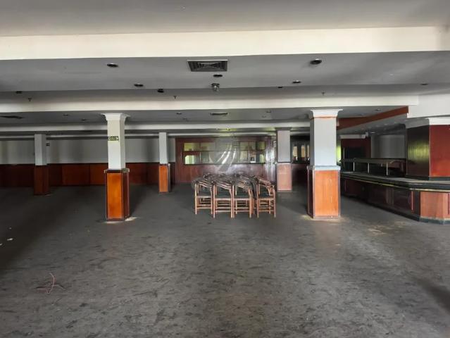 Prédio comercial para venda e locação na entrada de Sousas em Campinas/SP