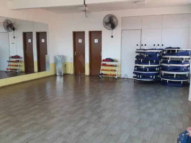 Prédio Comercial para Venda na Água Fria com 283 m², com Academia Completa, Piscina