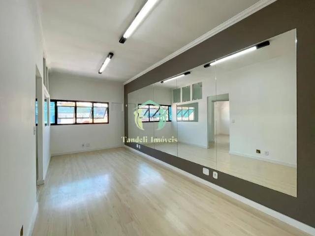 Prédio Comercial à venda com 270m² Vila Assunção