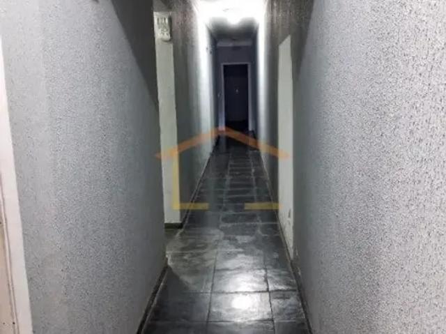 Prédio comercial, 3 andares, área gourmet com churrasqueira. 540m² Luz