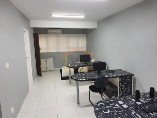 Prédio comercial 750m², excelente localização em Santana