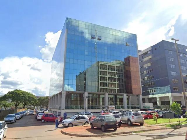 Prédio Corporativo no SRT Sul | 8.266m² Privativos, Piso Elevado e Estacionamento | Ideal para Comér