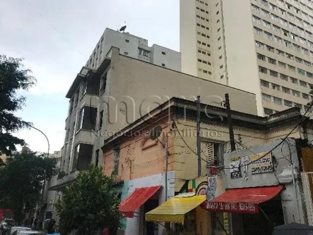 Prédio a venda na Santa Cecília, com 11 apartamentos. Local excelente, otimo para invgestidor