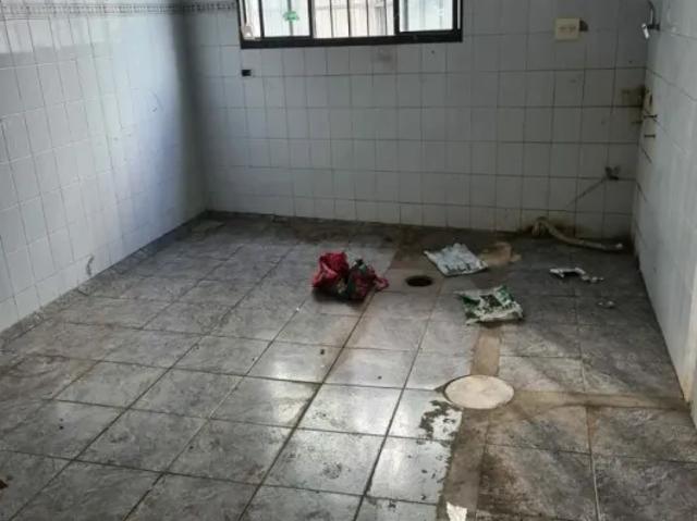 Prédio de 3 andares localizado no bairro da água fria, para venda ou para locação, grande oferta