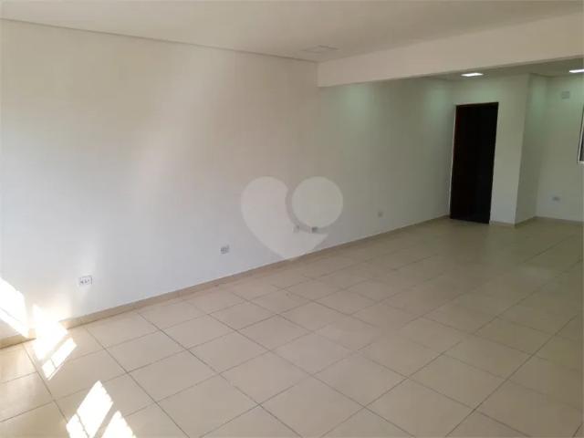 Prédio inteiro à venda em Vila Marieta SP
