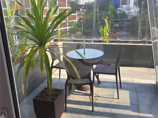 Prédio inteiro para locação em Jardim das acácias SP