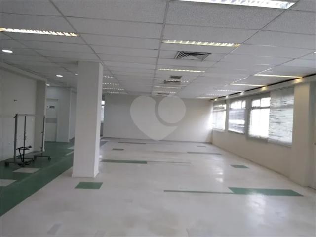 Prédio inteiro para locação em Parque Industrial Tomas Edson SP