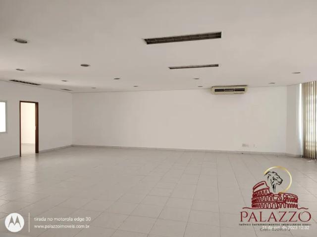 Prédio neoclássico 02 pavimentos vãos livres 421,44m2 junto a prefeitura sp