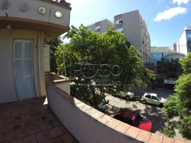 Prédio para venda no bairro Santa Cecilia Porto Alegre