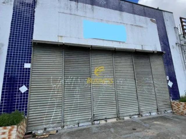 Prédio para alugar na Avenida Bezerra de Menezes, 650 m² por R$ 22.000/mês Farias Brito Fortalez