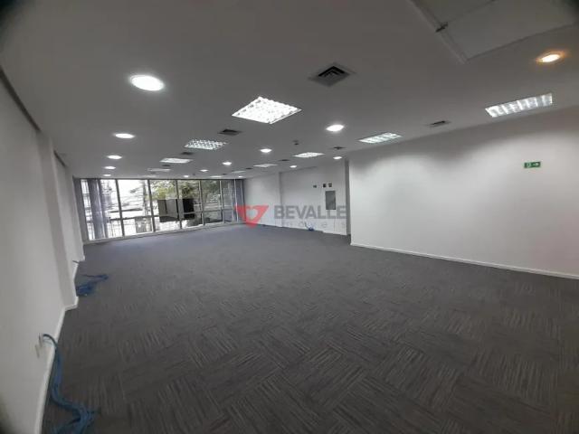 Prédio para locação no Humaitá: 369m², 4 andares