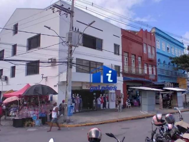 Prédio tipo loja com 1.300 m² às margens da Av. Dantas Barreto no Centro, Recife PE