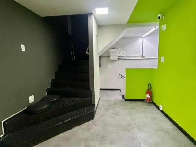 Prédio à Venda em Santo André | 100% Locado e Renda Imediata