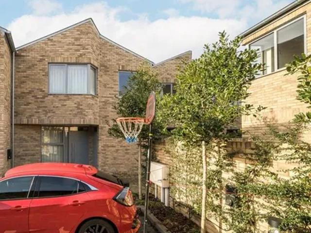 Provender Mews, London, W7 3TR, United Kingdom | 2 bed house for rent #140654619 | Rentberry