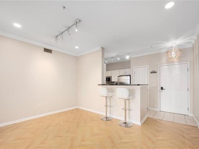 Providence Pl Apt,providence, Condo For Sale