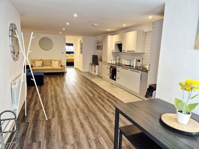 Providence Place, Brighton BN1, 2 bed flat to rent, £1,675 pcm | PrimeLocation
