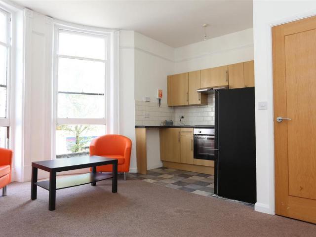 Providence Place, Brighton 5 bed maisonette to rent £2,700 pcm £623 pw
