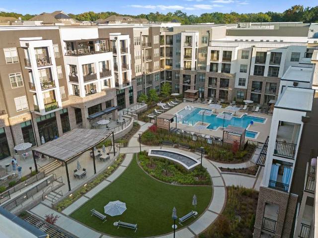 Providence Row 3 Bedroom Apartment for Rent at 5350 Pinehurst Park Dr, Charlotte, NC 28211 Foxcroft