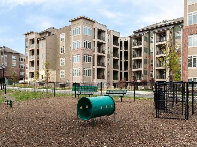 Providence Row 3 Bedroom Apartment for Rent at 5350 Pinehurst Park Dr, Charlotte, NC 28211 Foxcroft