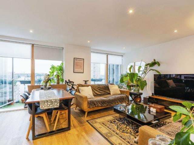 Provost Street, London N1, 2 bed flat to rent, £5,000 pcm | PrimeLocation