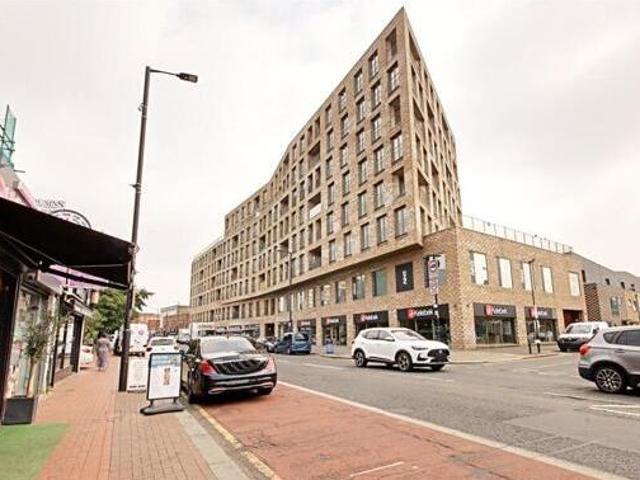 Prowse Court, Fore Street, 2 Bedroom Flat