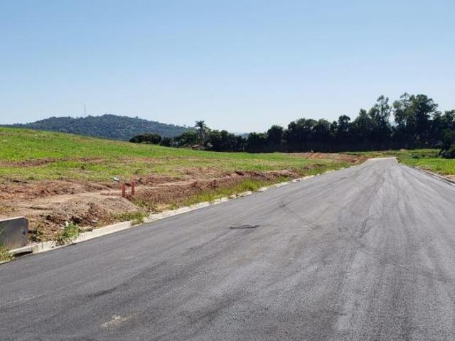 Próximo ao CENTRO de ITUPEVA | LOTE/TERRENO de 315m² plano | Facilitado