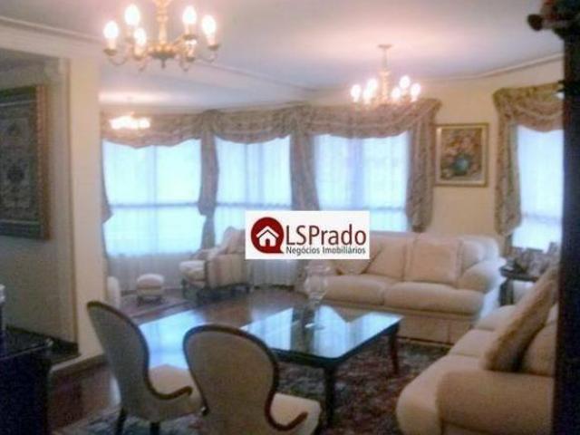 Próximo ao Parque Ibirapuera, apartamento à venda, Moema!