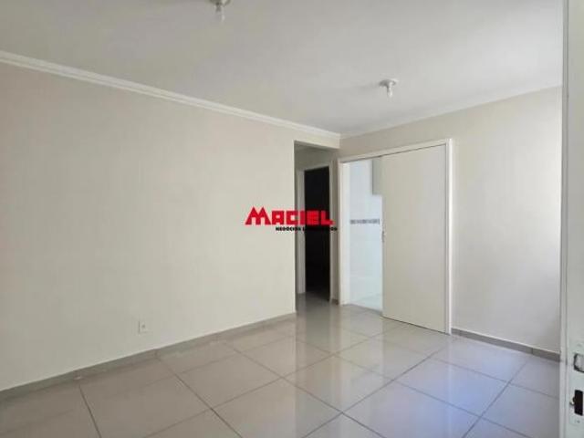 Próximo Shopping Colinas, 2 dm, aceita financiamento