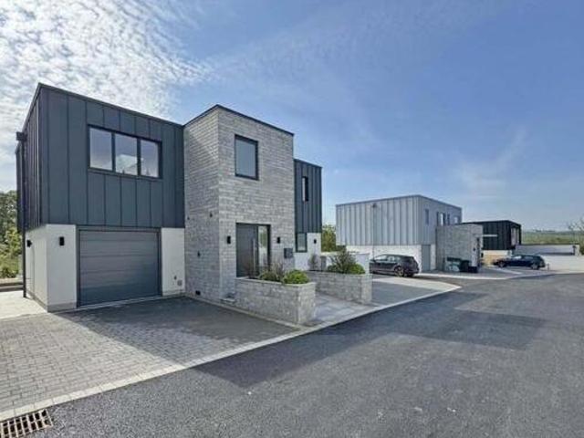 Probus, Truro, 4 Bedroom Detached