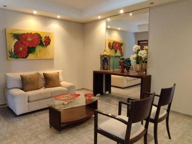 Procurando Casa de Alto Padrão, Semi Mobiliada C/ Área de Lazer E Piscina por Natal?