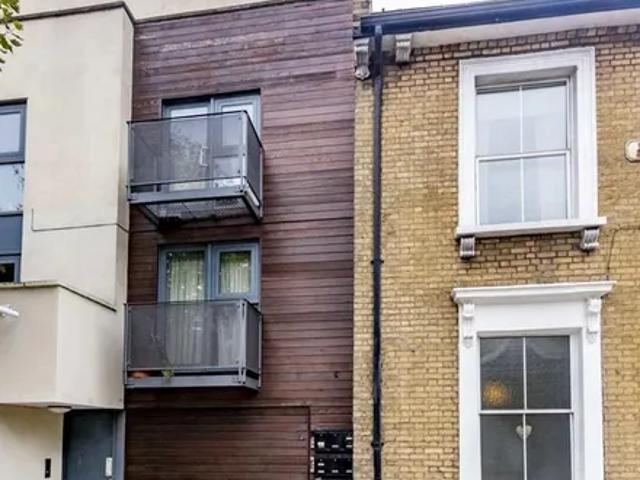 Prodenta Dental Care, 227 Saint John's Hill, London, SW11 1SL, United Kingdom | 2 bed apartment for rent #139404919 | Rentberry