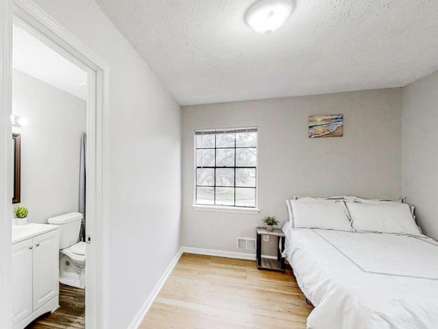 PROFESSIONAL SUPER HOST ️ Movein Fee Waived‼️ Al