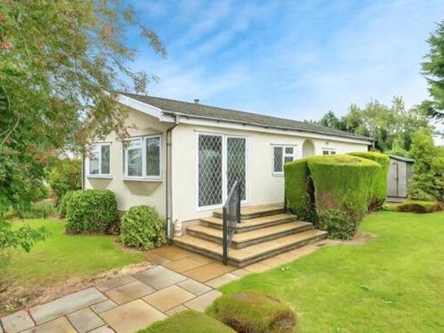 Promenade Park, Willow Crescent, Moss Lane, 2 Bedroom Detached