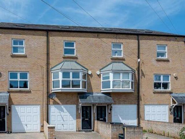 Promedade Row, Off Bishopthorpe Road, 3 Bedroom Town